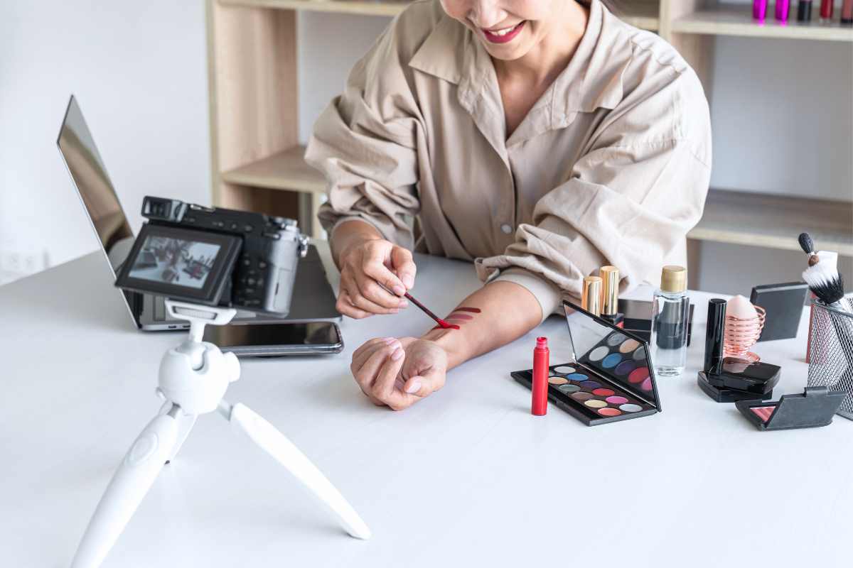 How to Start an Amazon Influencer Program In 2025?