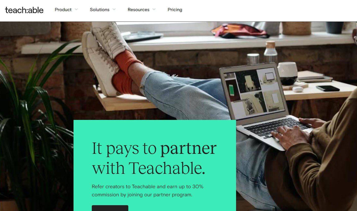 24 Best Affiliate Programs for Beginners: Start Earning This Month